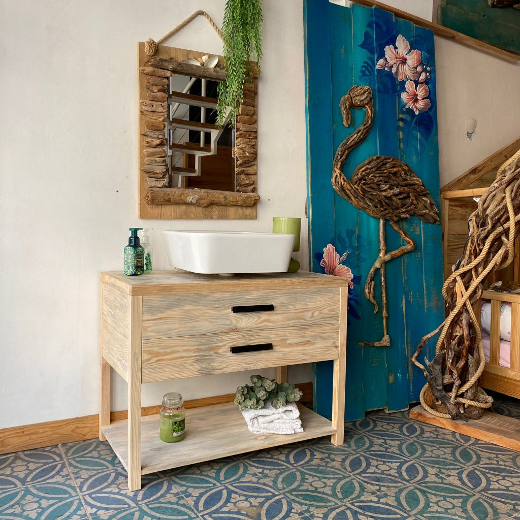 Tiosa Banyo Dolabı – Hamira l Masif Hayat